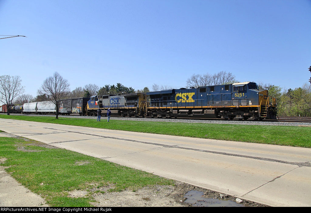 CSX 5251